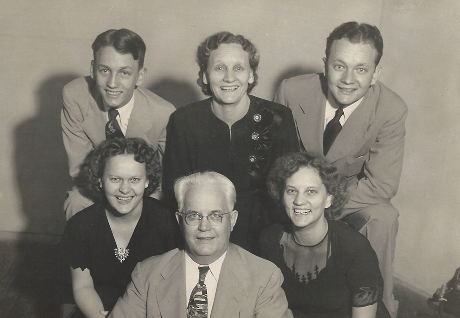 The Speer Family - Home